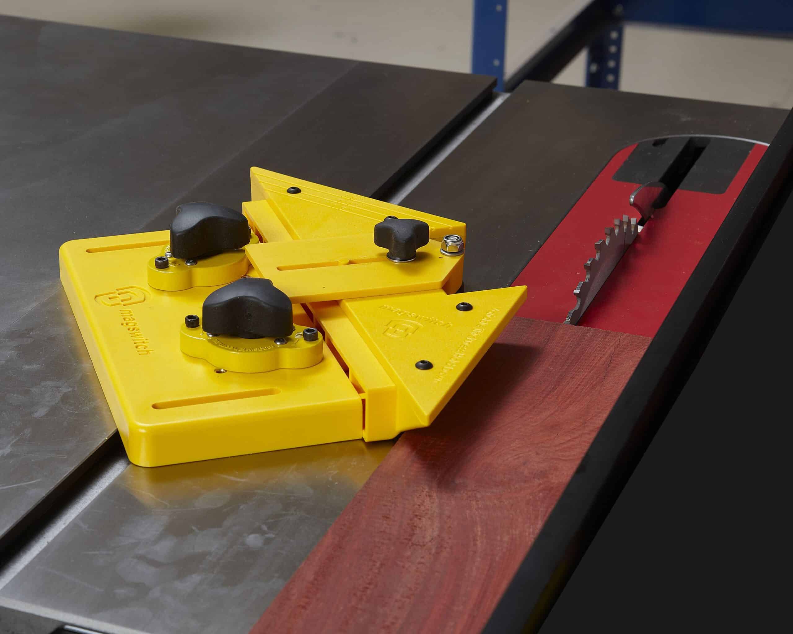 Ultimate Thin Stock Jig/Rip Guide van Magswitch – Veelzijdige 3-in-1 Tool